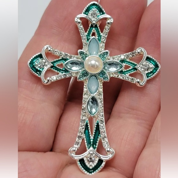 Napier | Jewelry | New Napier Cross Brooch Comes In Napier Box | Poshmark